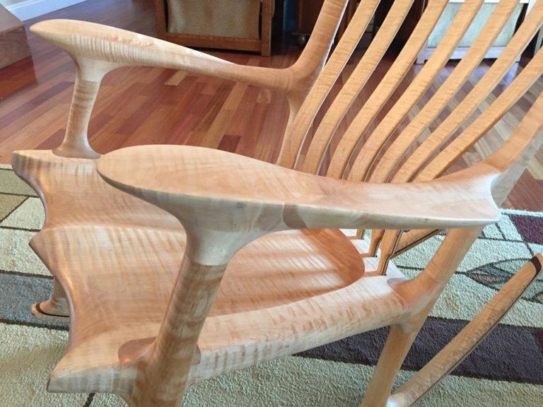 Your family rocking chair - Ideal Holiday Gift